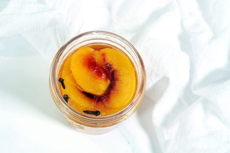 Quick and Easy Pickled Peaches (Spiced Peaches) - Foodie and Wine