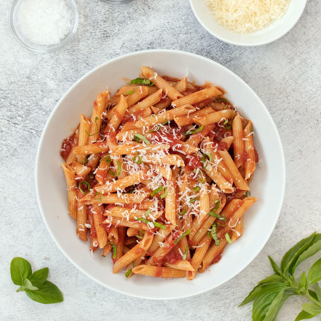 Easy Penne Pomodoro Pasta Recipe (Less Than 30 Minutes!)