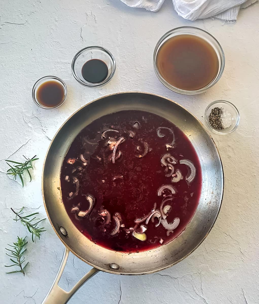 Sous Vide Short Ribs With Red Wine Sauce