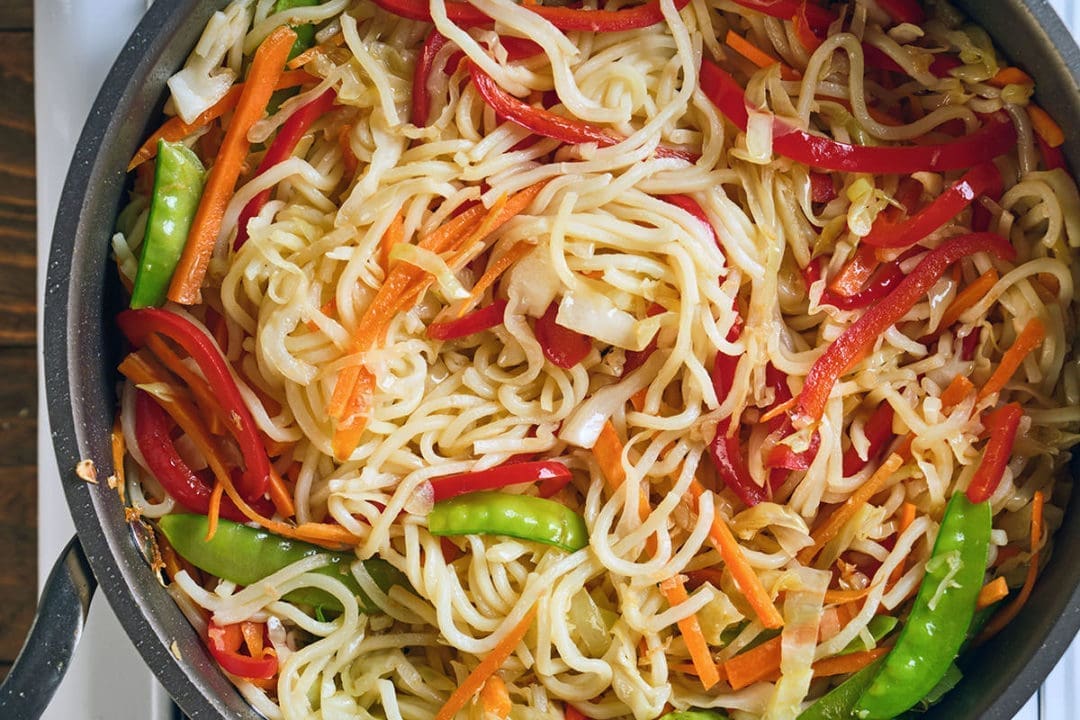 Chicken Lo Mein (Restaurant-Style)