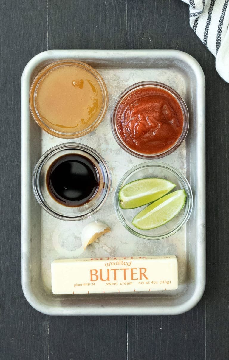 Honey Sriracha Sauce (Ready In 10 Minutes!)
