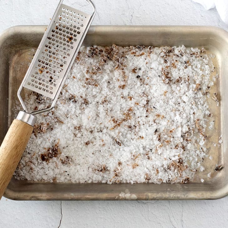 How To Make Truffled Salt (Black or White Truffles)