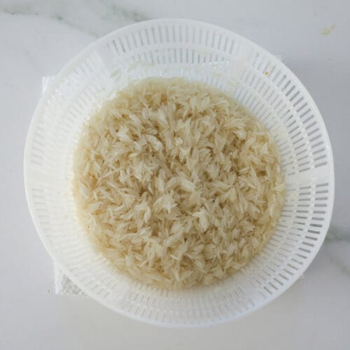 Quick and Easy Cheesy Rice - Foodie and Wine